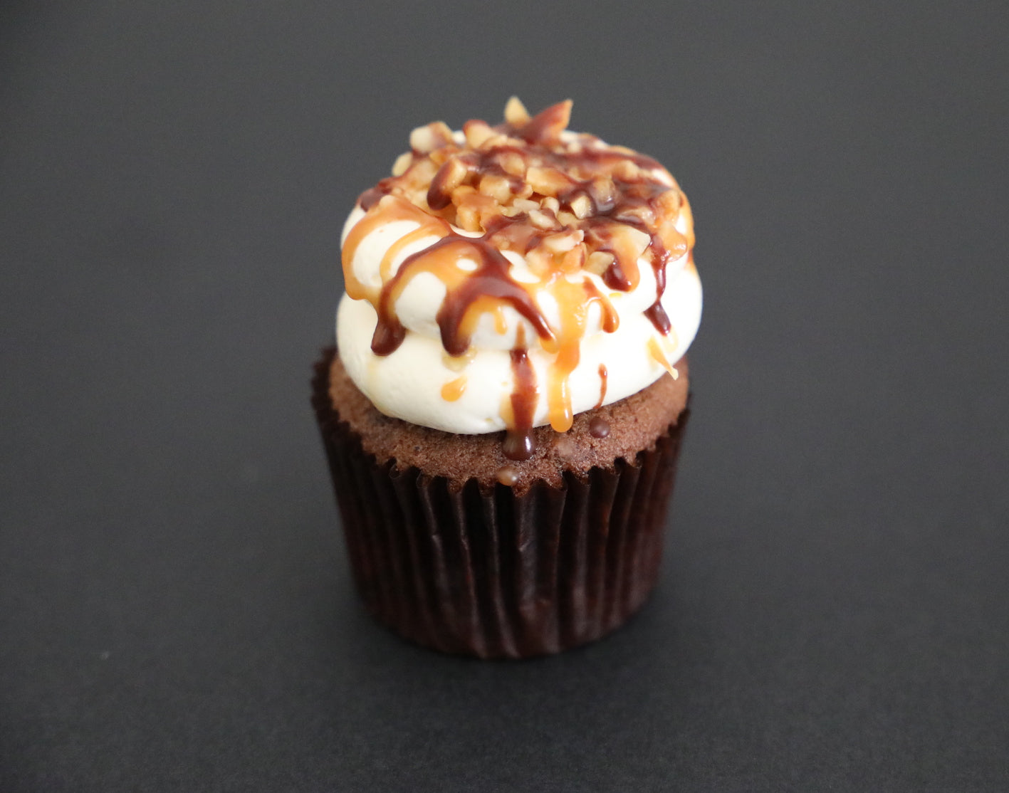 Snickers – The Golden Cabin